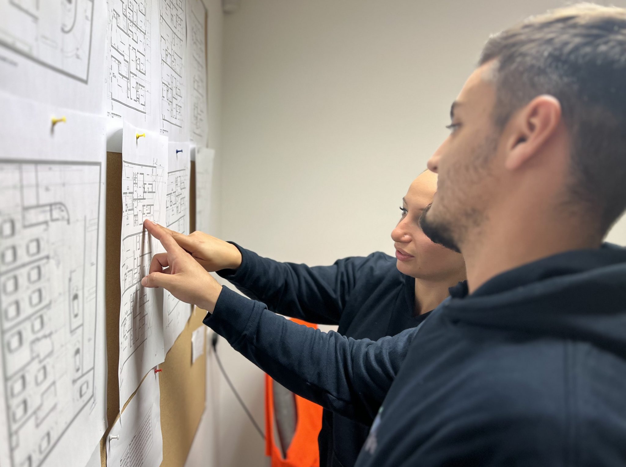 About – Elbros Homes